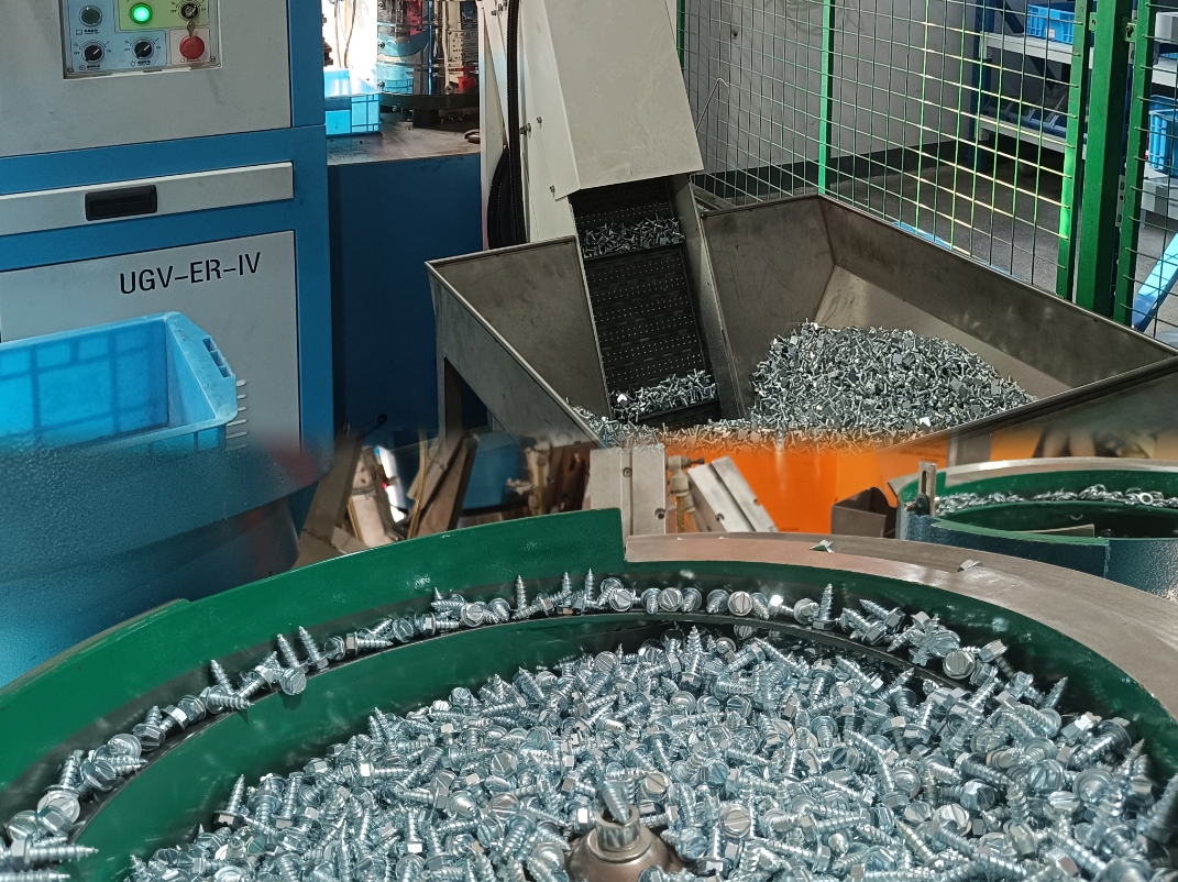 Bolt and Screw Screening Machines - Grand Hardware